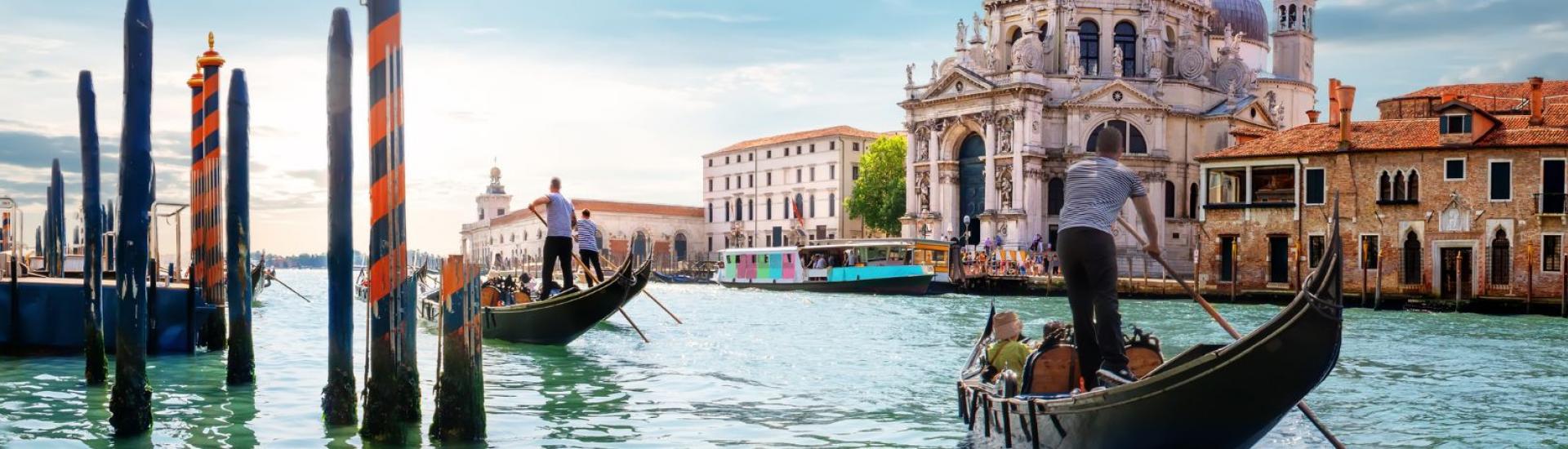 Ταξιδιωτικό γραφείο Rokkos Travel